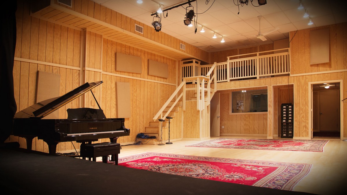 Kensington Recording Studio in Maryland | Blue House Productions